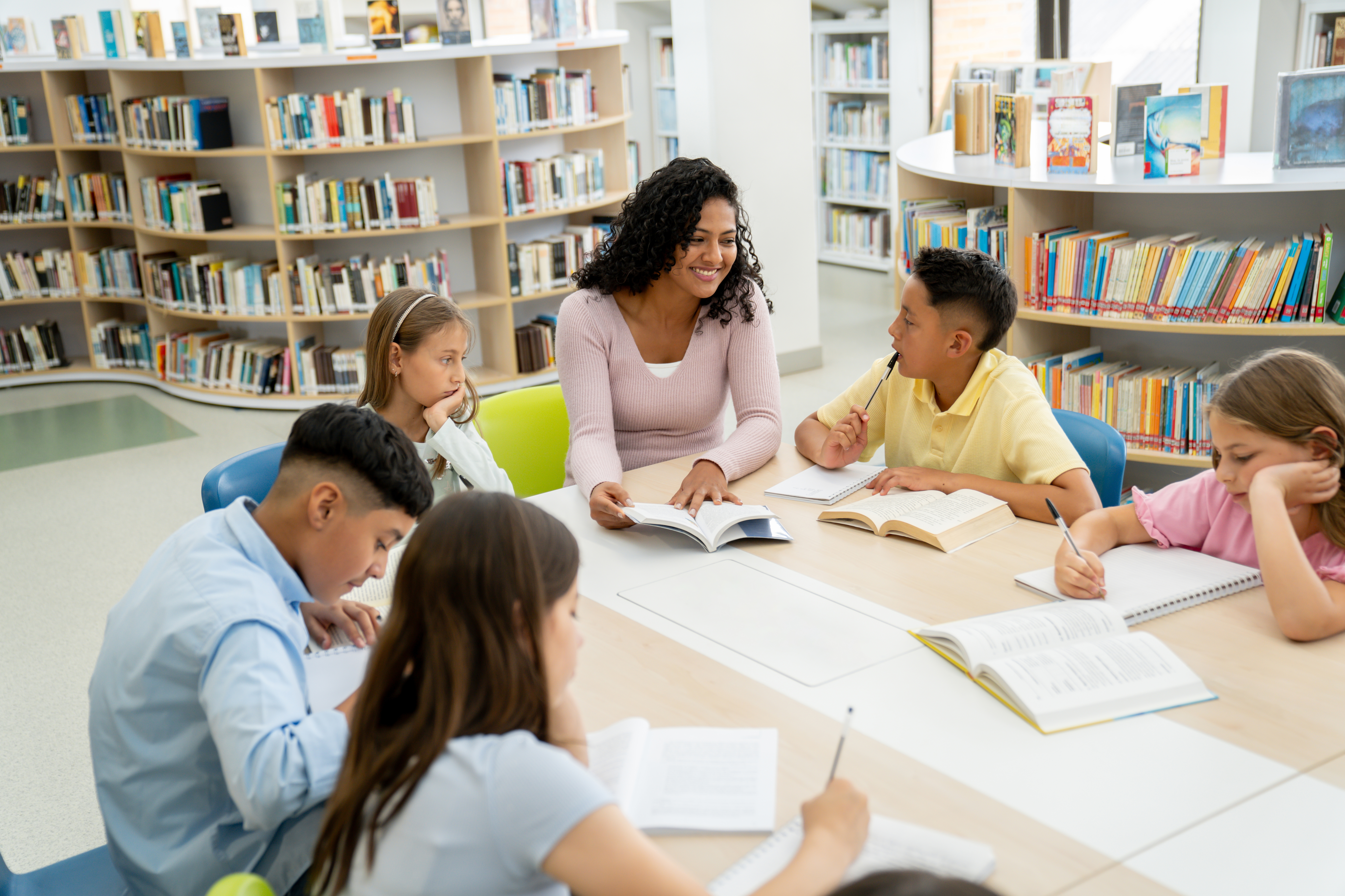 Kids reading test scores continue to decline – NBC Los Angeles