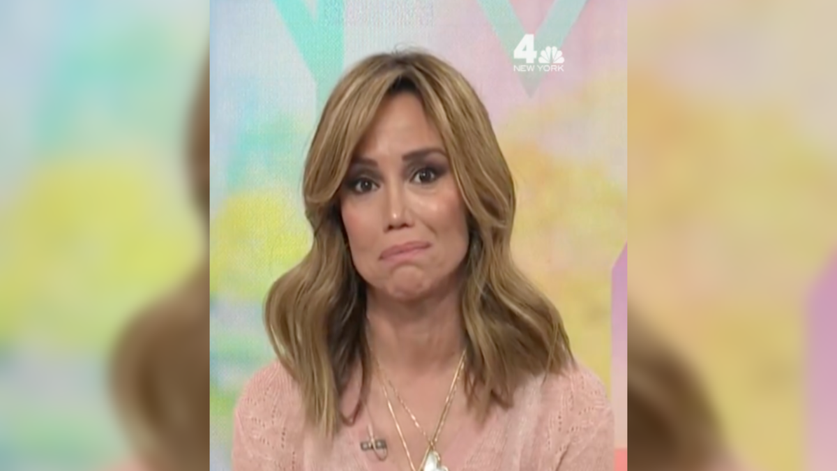 Sara Gore tearfully announces breast cancer diagnosis live on air – NBC ...