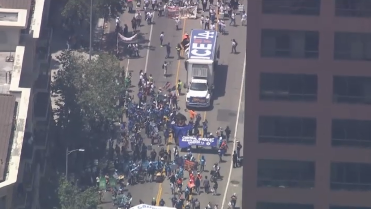 May Day crowd marches from MacArthur Park to downtown LA – NBC Los Angeles