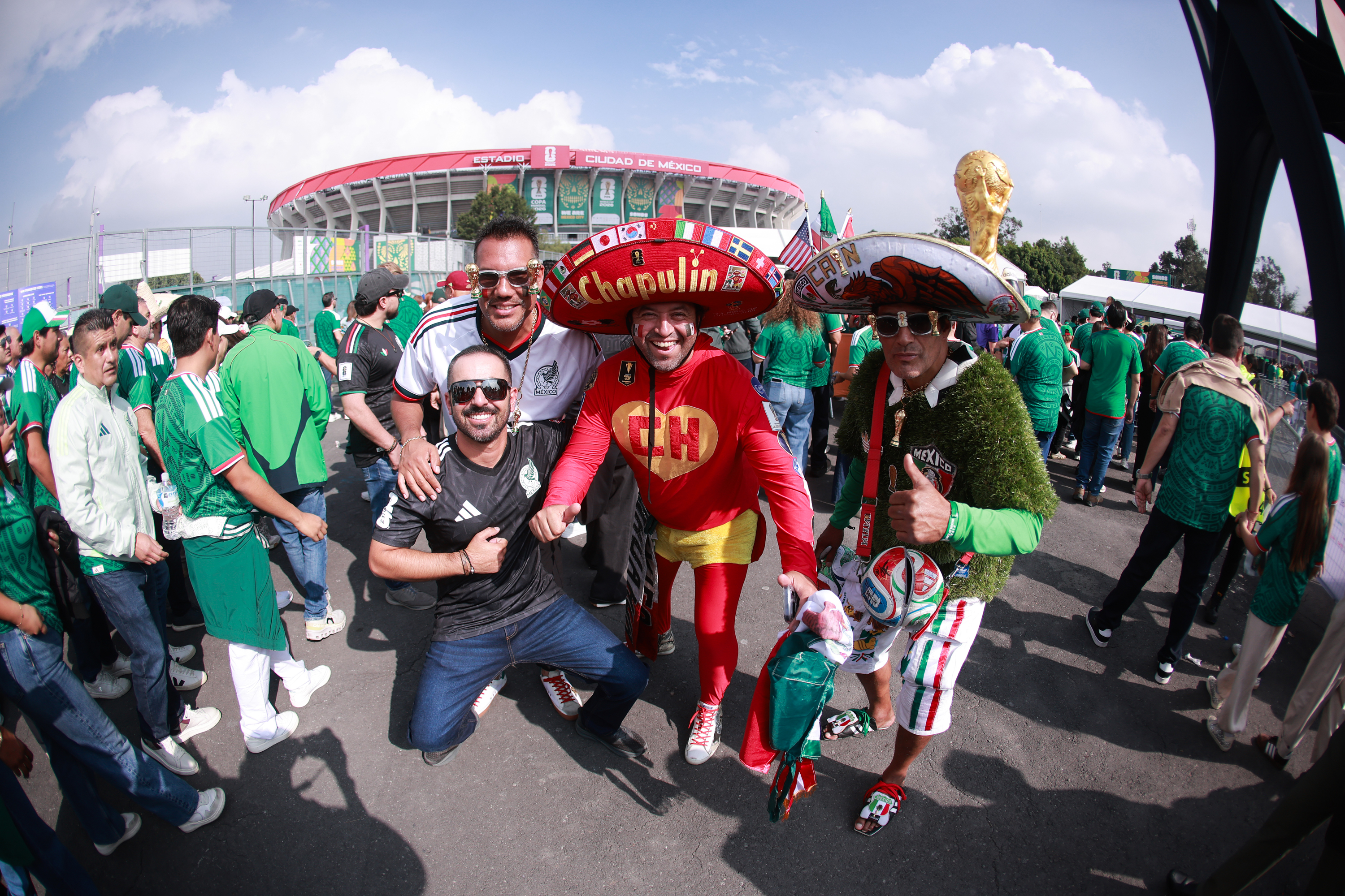 FIFA World Cup kicks off as fans fill Mexico City Stadium – NBC Los Angeles