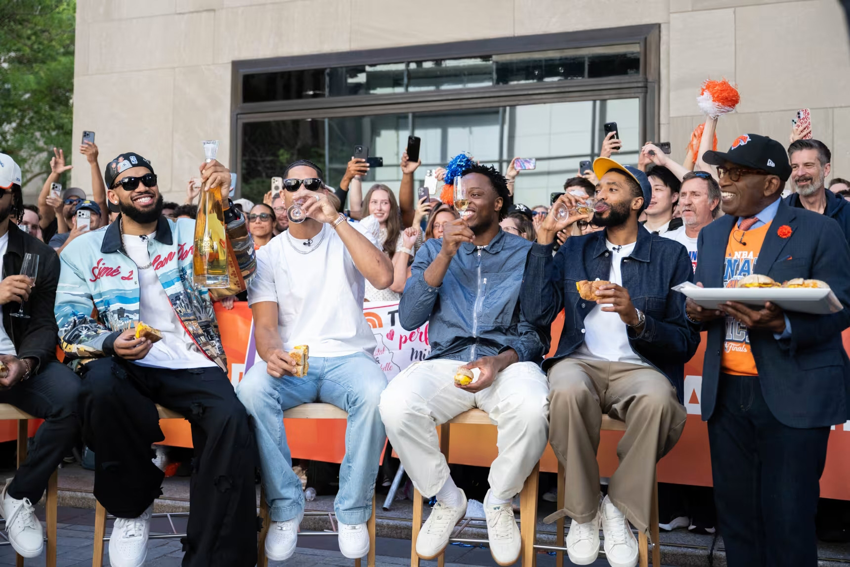 Knicks stars reveal team rule that fuels their on-court chemistry – NBC ...